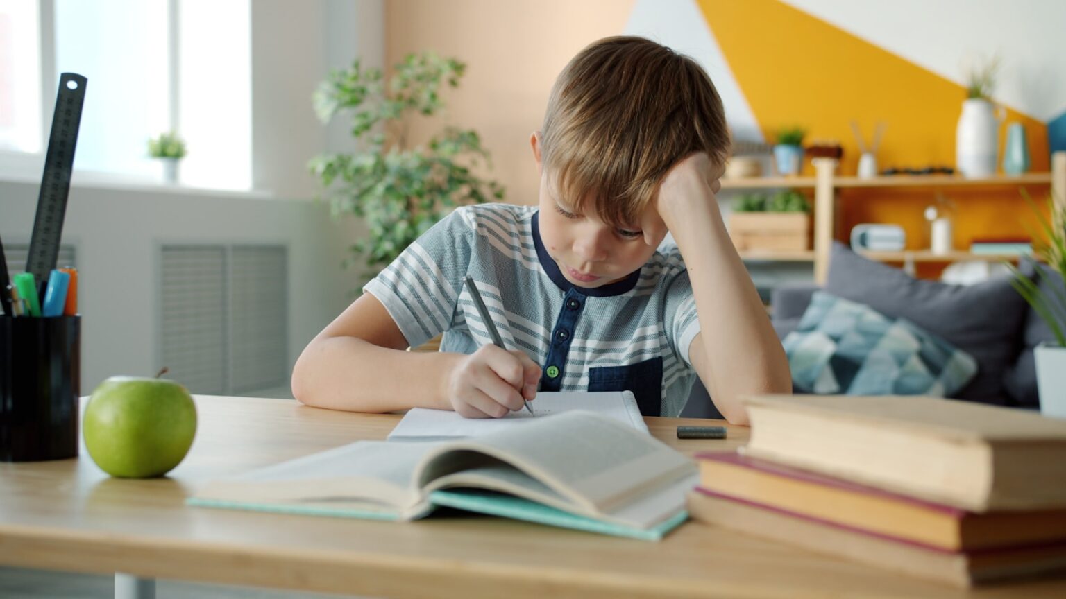 10 des idées de sujets de rédaction CM2 qui captiveront vos enfants